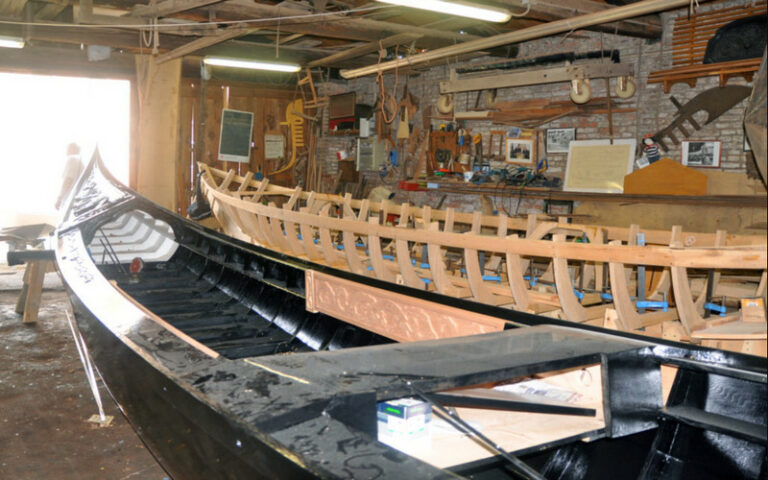 10 Traditional Italian Crafts That Are Disappearing Fast (and Where to ...